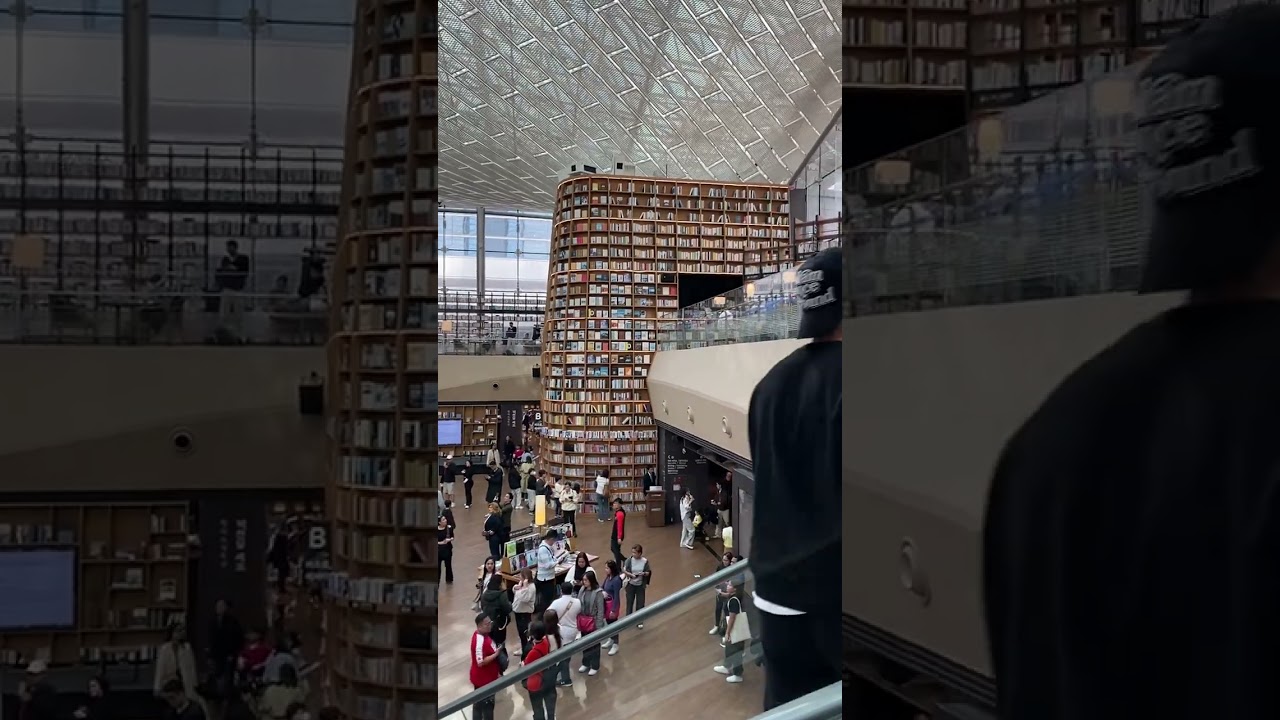 View at COEX Mall Starfield Library - City Traveller Europe